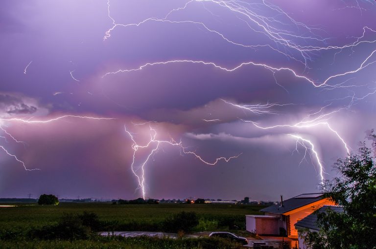 Blitze – fotografieren und bearbeiten – An Di – Fotografie